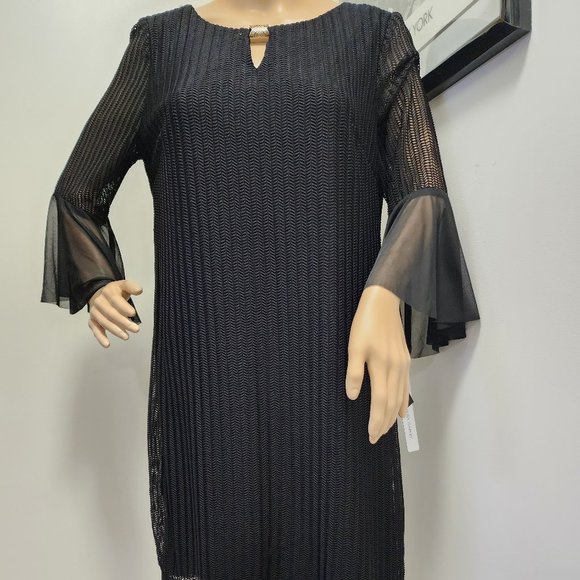 Sandra Darren | Dresses | Sandra Darren Elegant Relaxed Bellsleeve ...